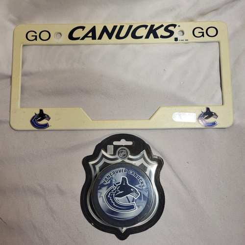 Vancouver Canucks Official NHL Team Logo Hockey Puck & license plate ...