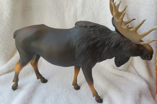 Breyer Model Moose #1 Chocolate Brown With Orangeish points | eBay