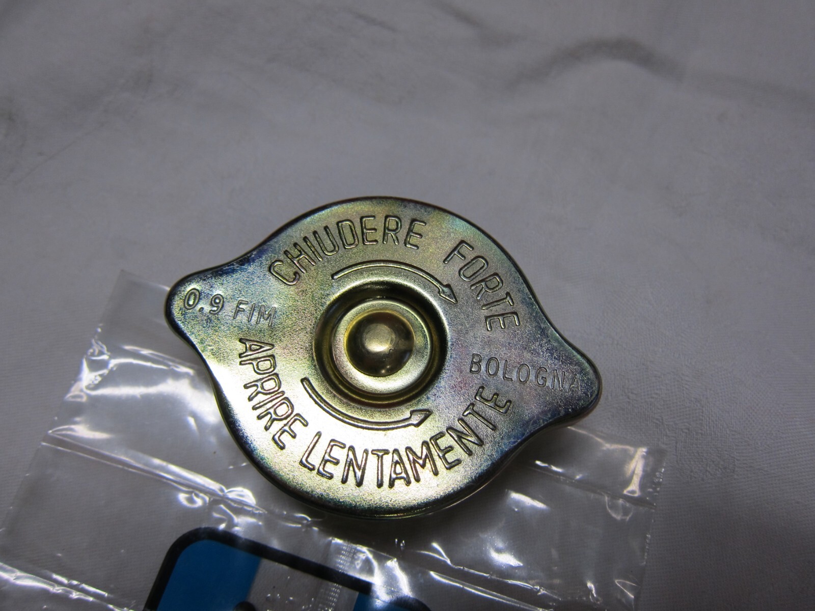 De Tomaso Detomaso Mangusta Pantera original FIM Bologna radiator cap ...