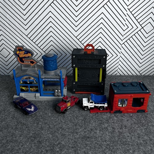 Matchbox Cars Play Sets Lot Of 3 Car Wash, Blaze Battle, Dragon Castle ...