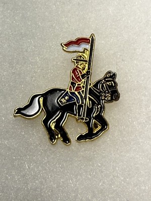 Royal Canadian Mounted Police Mounties Vintage Lapel Pin | eBay