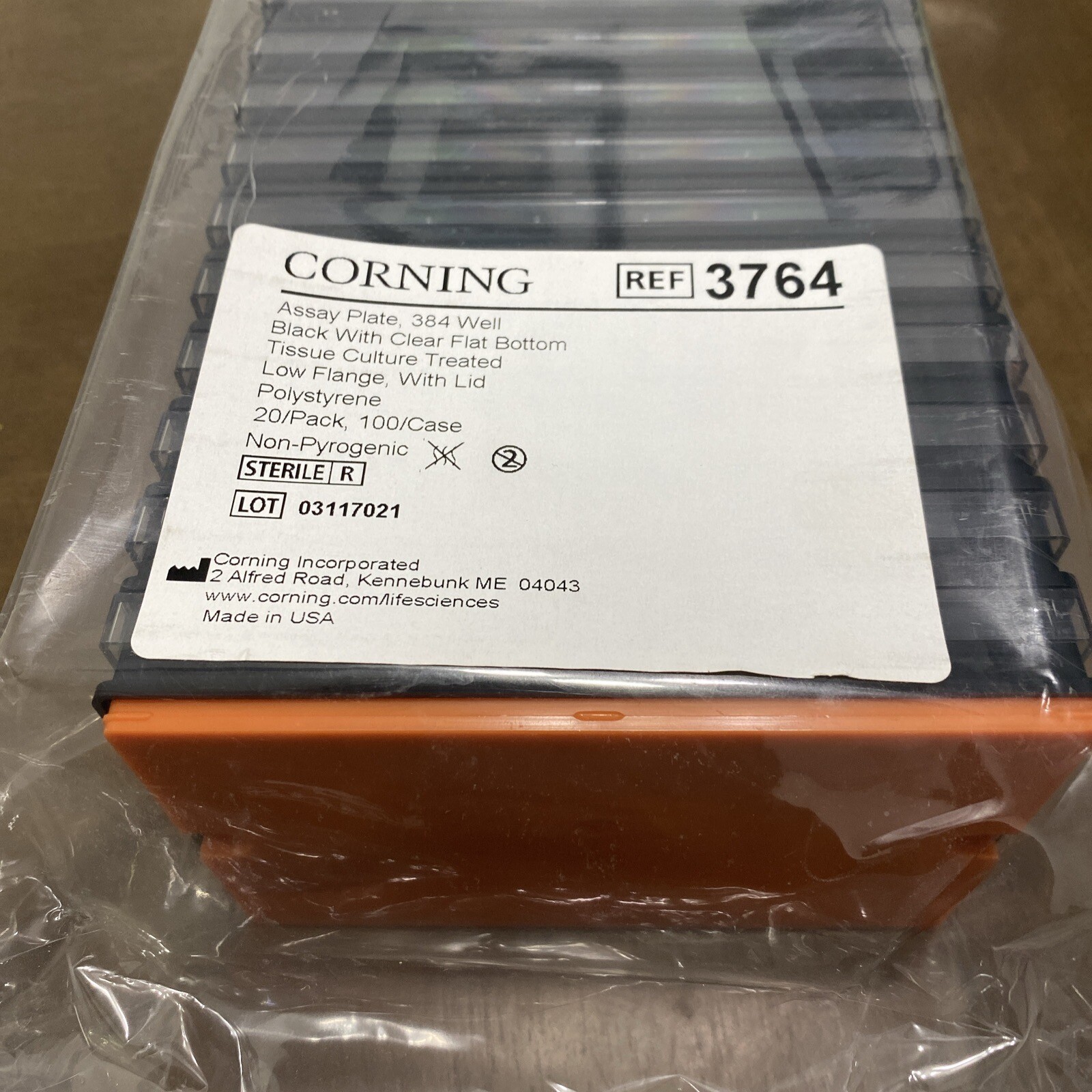 Corning REF 3764 384-well Flat Clear Bottom Black TC-treated ...