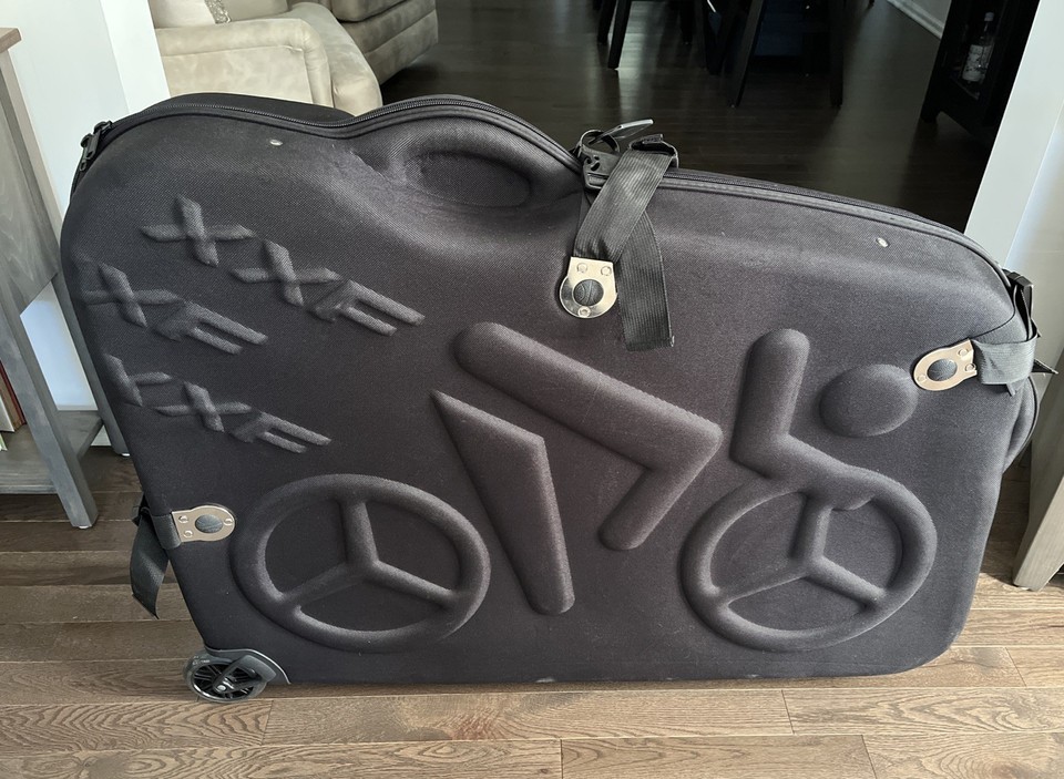 CyclingDeal Bike Travel Case - 700c - Bicycle Air Flights Travel Hard ...