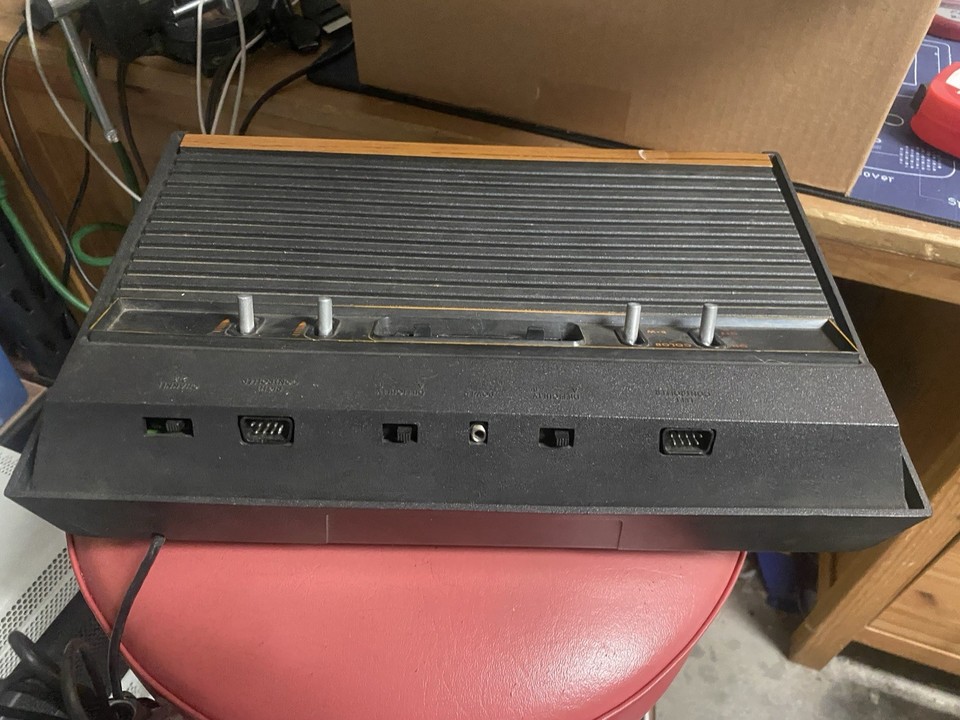 Atari 2600 4 Switch Woodgrain Console Not Working Parts Or Repair | eBay