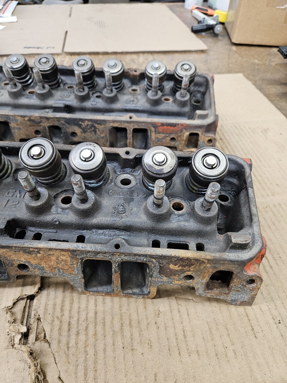 1972 1973 1974 1975 1976 1977 CHEVROLET 305 350 SBC CYLINDER HEADS GM ...