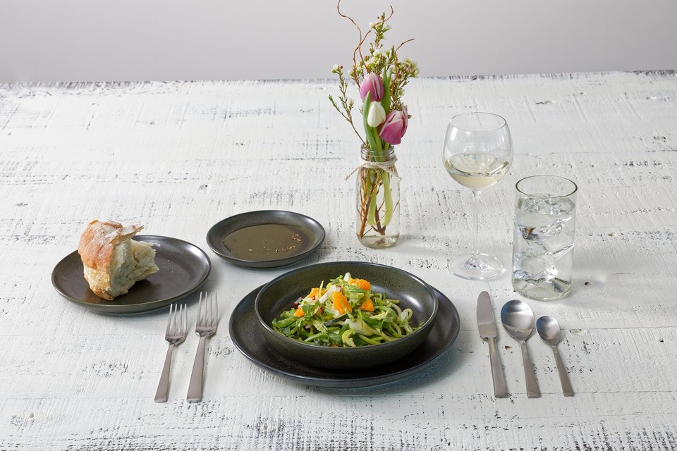 Sound Stoneware 16 Piece Dinnerware Set, Service for 4, Forest ...