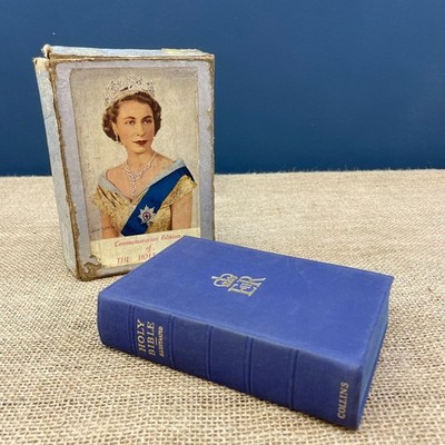 1953 QUEEN ELIZABETH II CORONATION COMMEMORATIVE BIBLE - RELIGIOUS TEXT ...