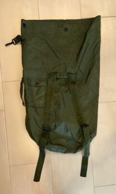 US Army Military Rucksack Duffel Duffle Bag Backpack Canvas Green Army ...