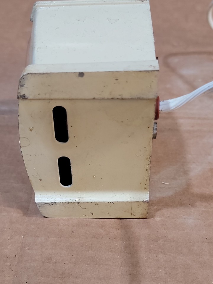 Vintage 1940s Ingraham Sentinel Lyric Model SA14 Off White Desk Alarm ...