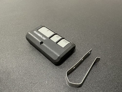Chamberlain LiftMaster 953EV/EVC (3-Button) Garage Door & Gate Remote ...
