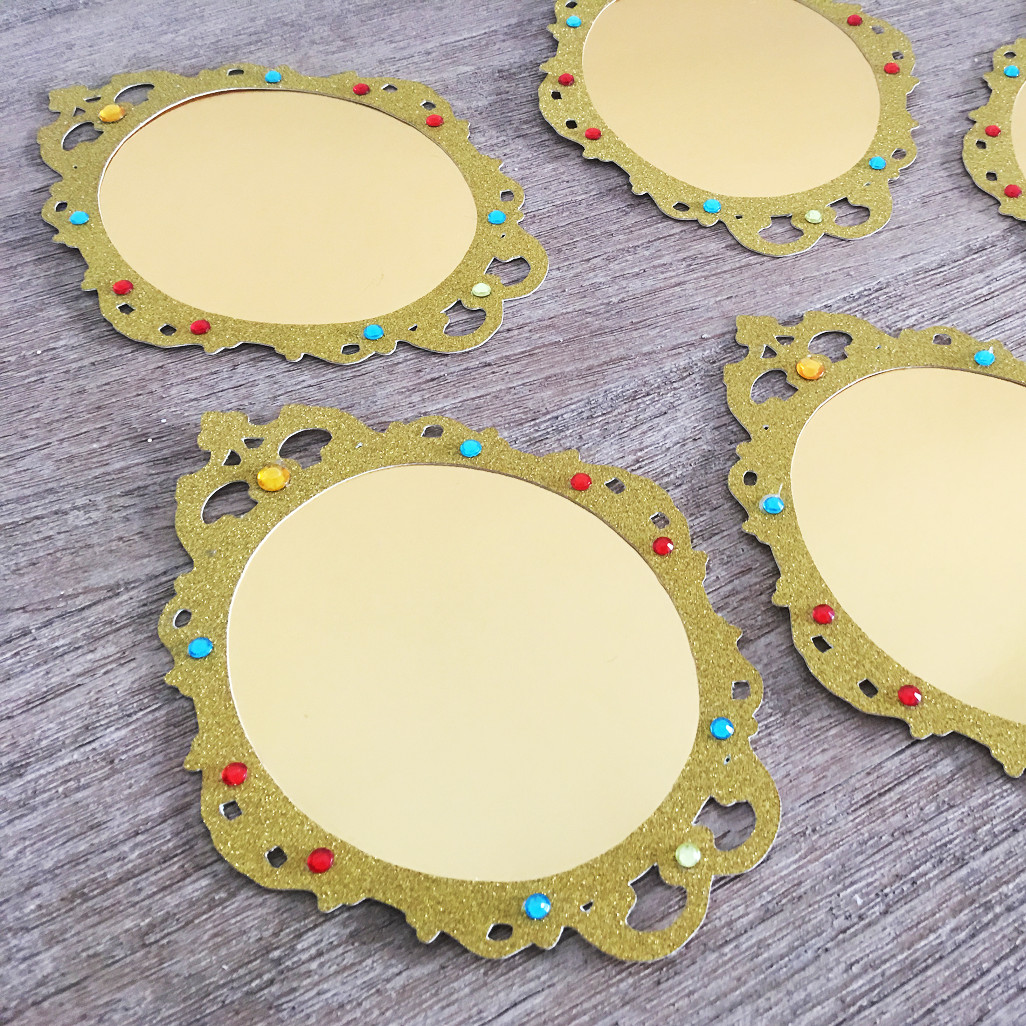 Snow White Magic Mirror Diy