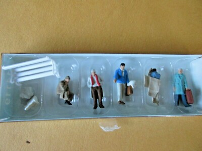 Preiser HO - Railroad Station Scene w/Bench #14119 (NIB) | eBay