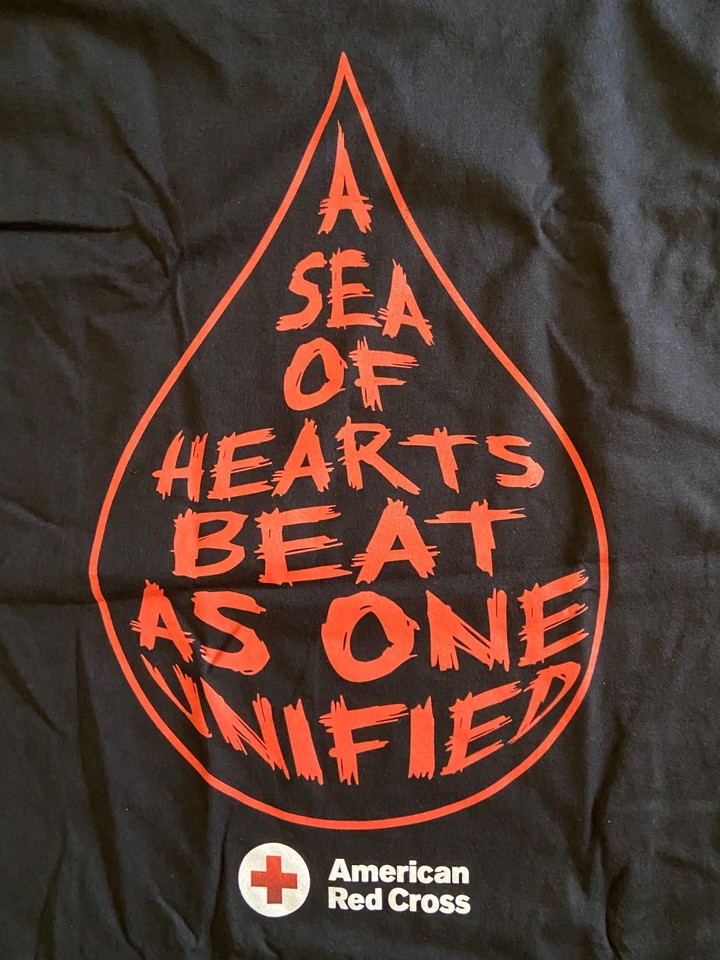 NEW 2025 Metallica Red Cross Limited Edition I’m A Giver Squindo Shirt ...