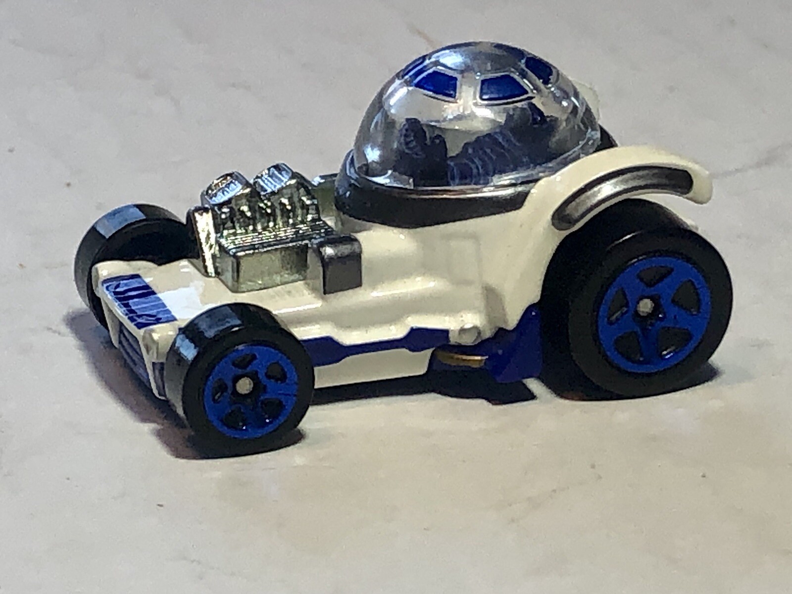 Hot Wheels STAR WARS R2-D2 1:64 Diecast Metal Car Mattel 2014 Loose ...