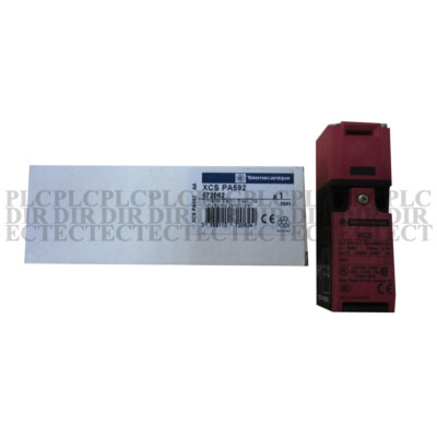 NEW Schneider Telemecanique XCSPA592 XCS-PA592 Safety Interlock Switch ...