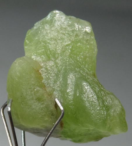 15 CARATS NATURAL GREEN PERIDOTE & FELDSPAR CRYSTAL FROM PAKISTAN,(AP ...