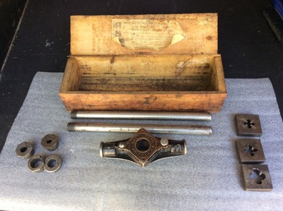 Pipe Threaders - Antique Pipe Threader