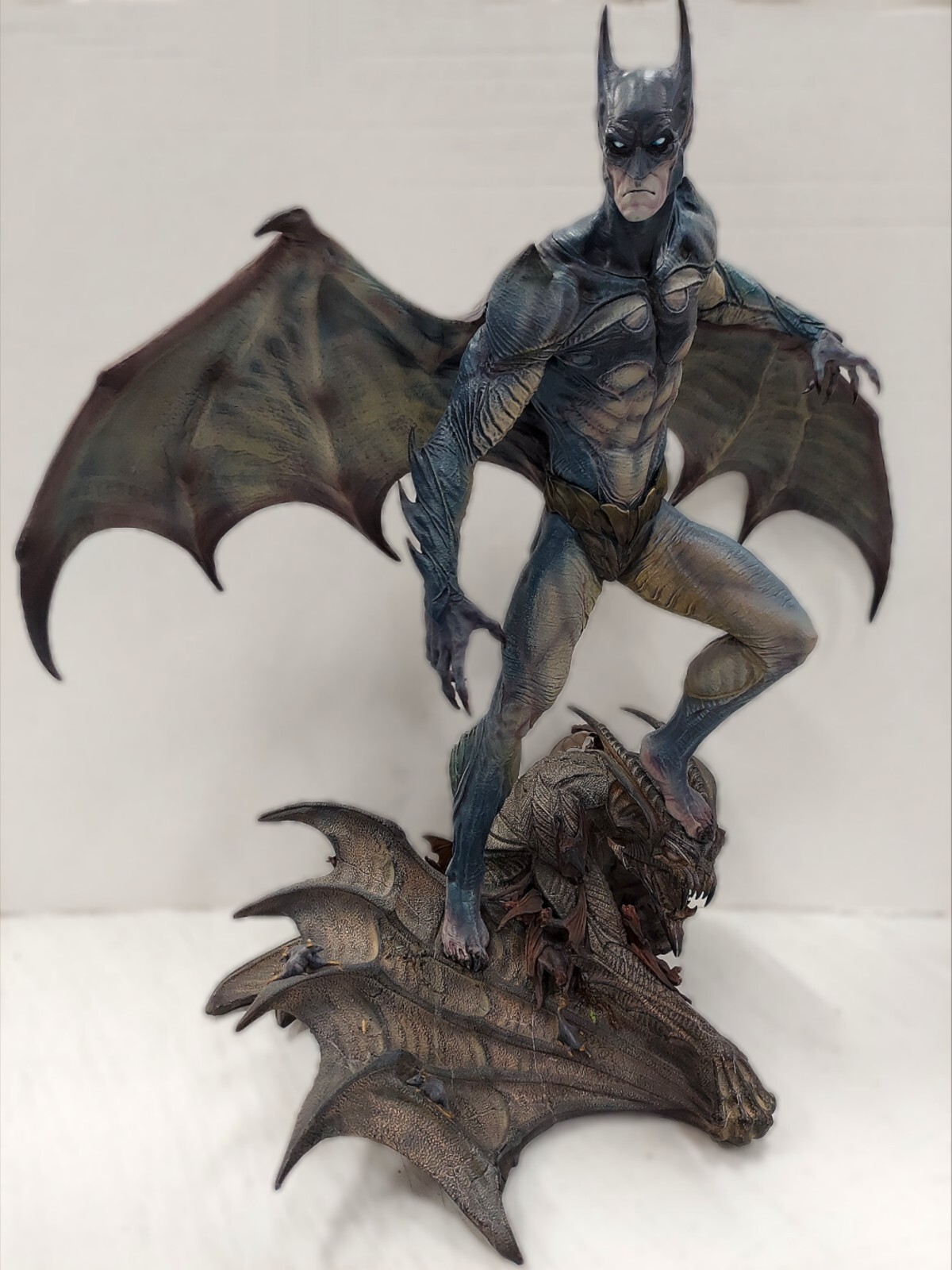 Batman Gotham City Nightmare Statue - DC Comics and Sideshow ...