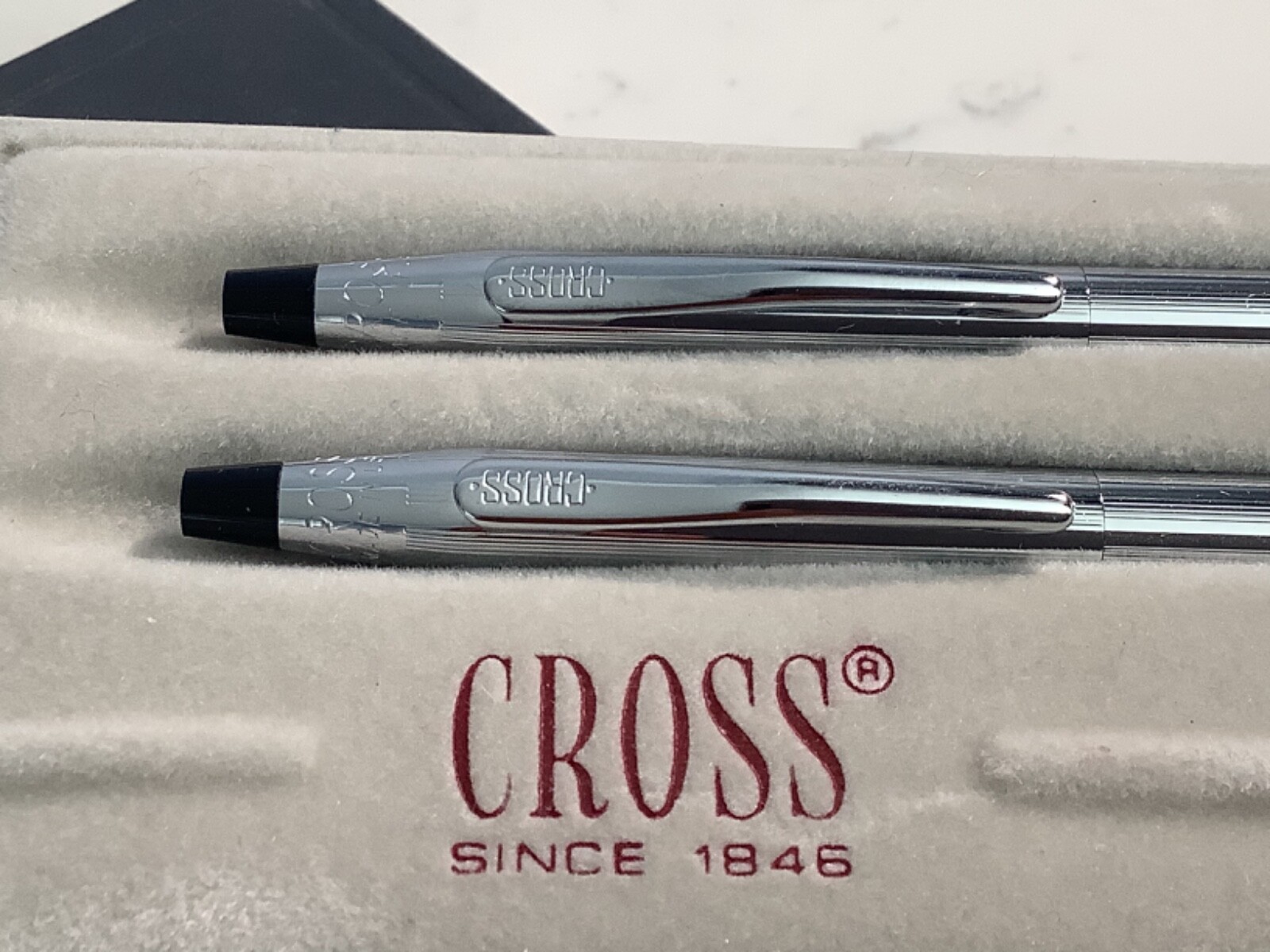 NEW VINTAGE IN ORIGINAL BOX SILVER-TONE CHROME CROSS PEN & PENCIL NO ...