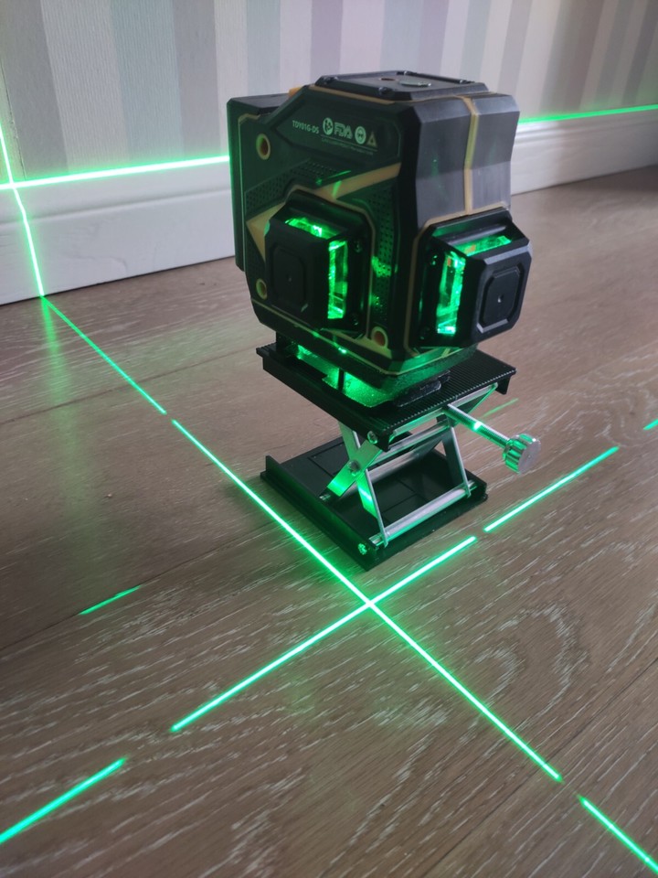 INSPIRITECH Multi line laser level 3x360° coverage for leveling ...