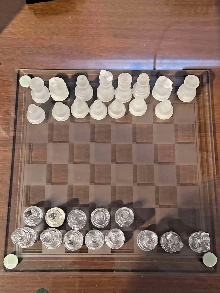 Glass Chess Set Incomplete Missing 1 Clear 3 Off-White Pawns Display ...