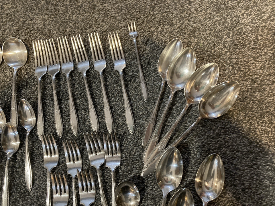 LADY WASHINGTON YOUREX 45 PIECES SILVER SEAL SILVERPLATE | eBay
