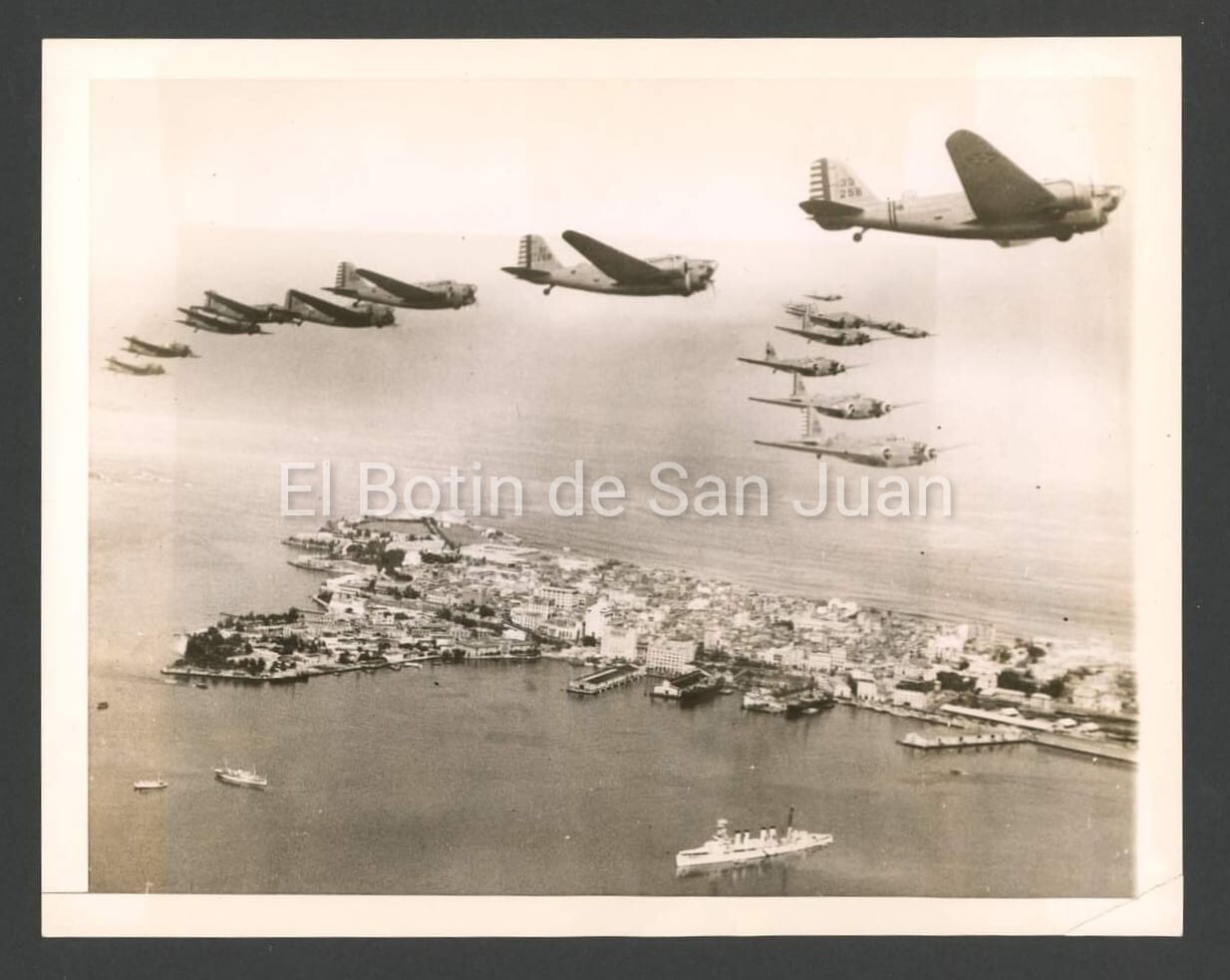 VTG PRESS PHOTO / U.S MILITARY BOMBERS OVER SAN JUAN PUERTO RICO 1941 ...