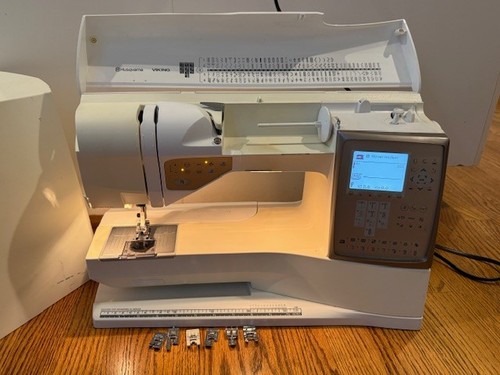 Husqvarna Viking Designer Topaz 30 Sewing Machine FOR PARTS SOLD AS IS ...