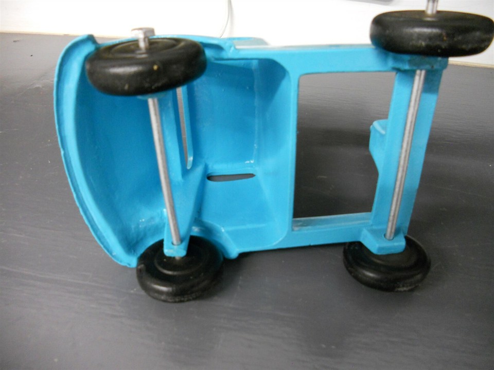 Tuffie toys pre-Smith Miller blue cab 1940s | eBay