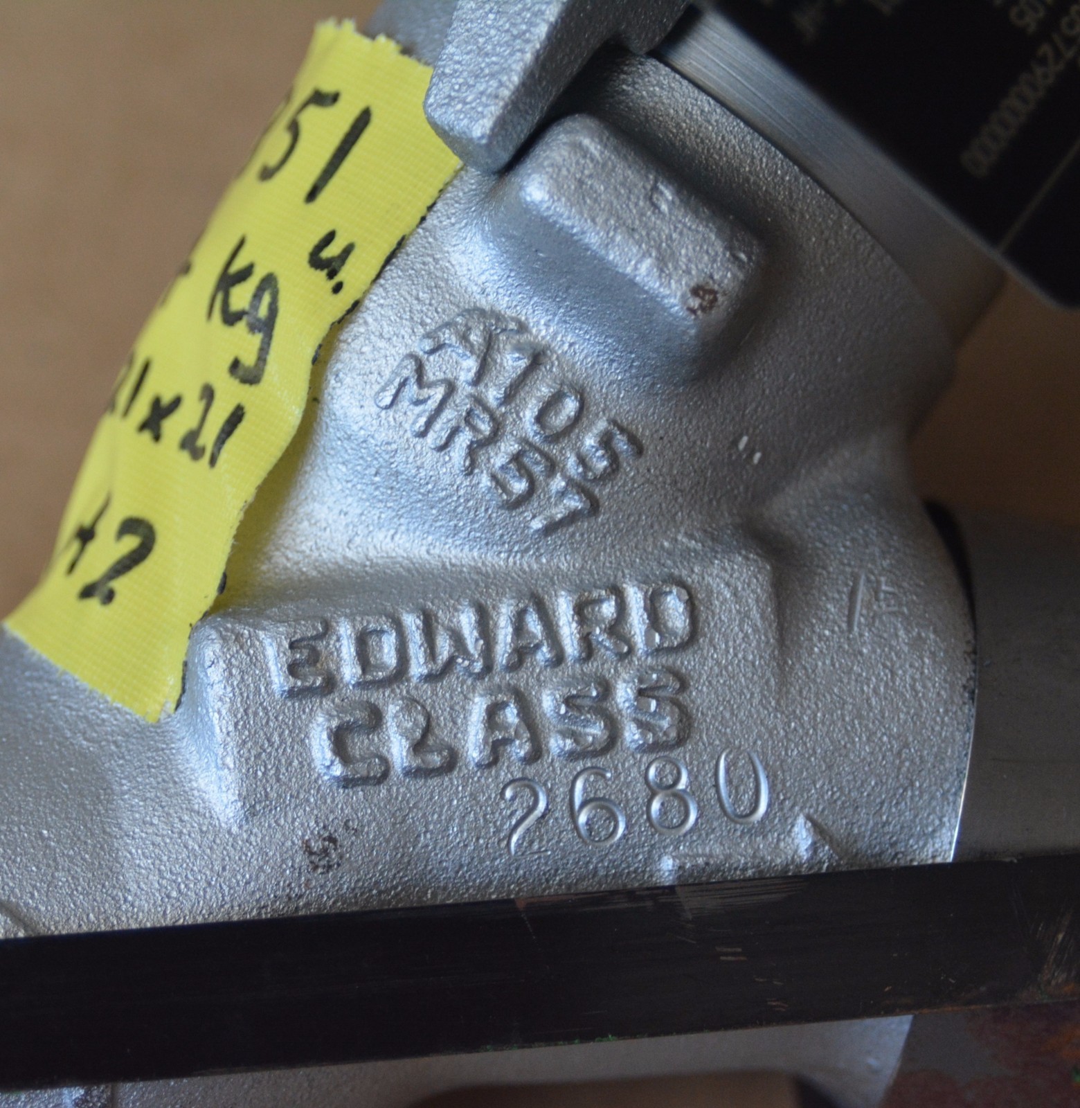 Edward Flowserve 66228 25mm 4595 PSI A105 SCH 80 angle seat forged stop ...