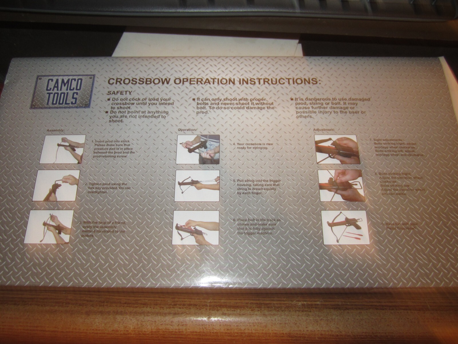 NEW PISTOL CROSSBOW Made by CAMCO TOOLS Safety Lock, 4 Arrows/Bolts ...