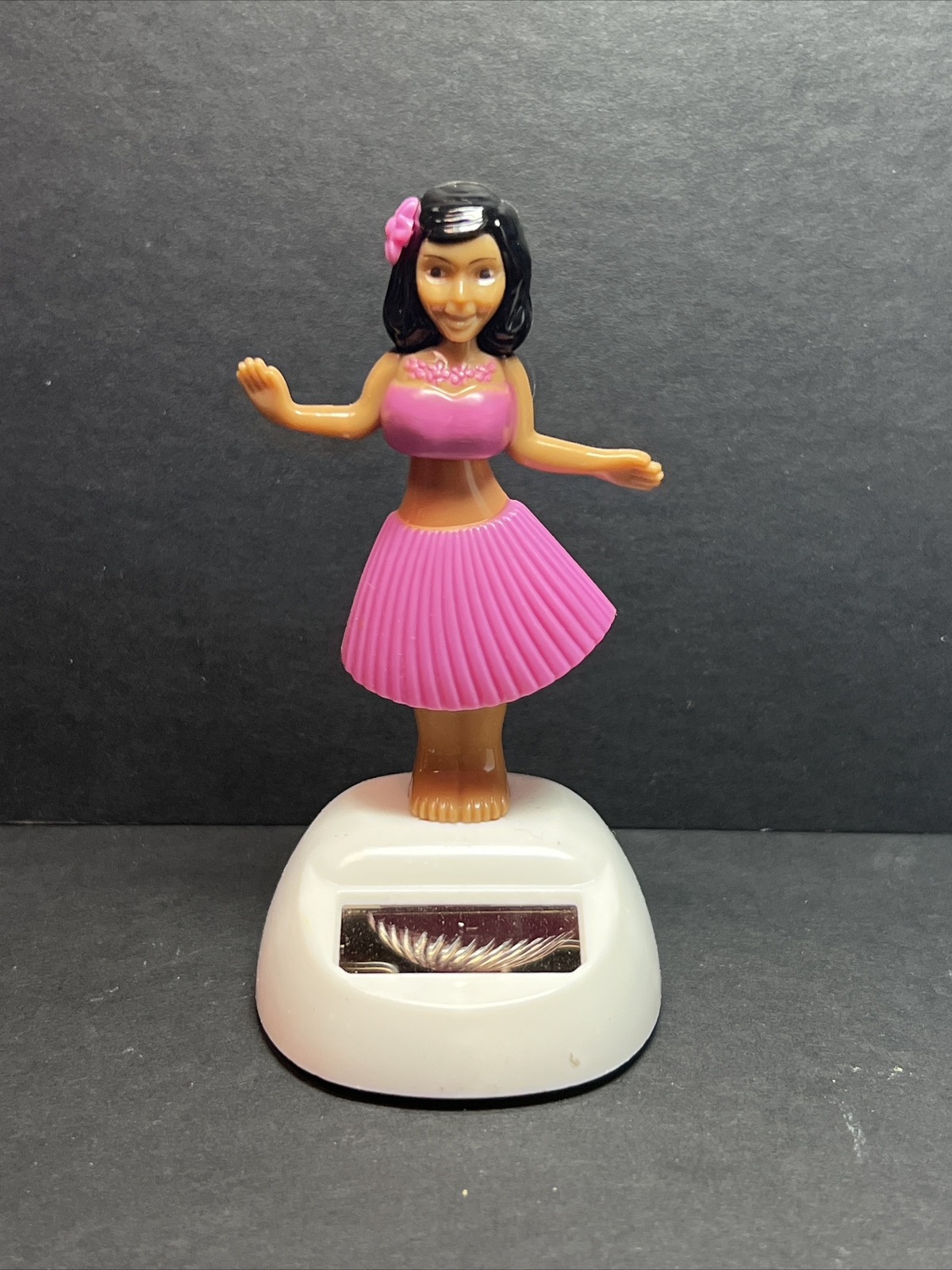 Solar Powered Dancing Bobblehead Toy - Hula Girl Pink Skirt | eBay