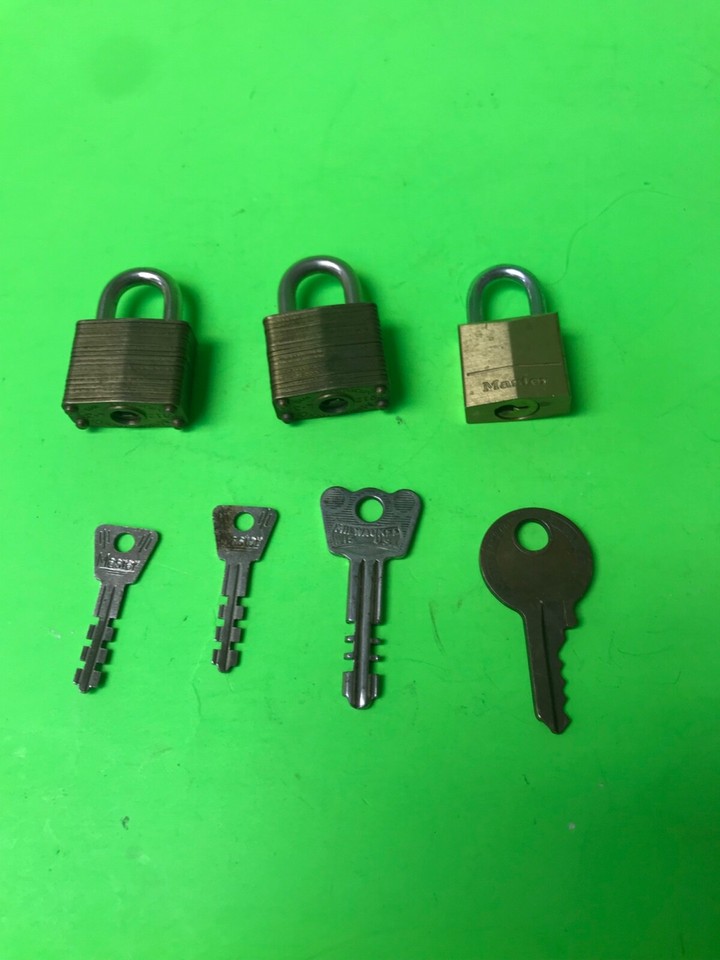 Vintage Masterlock locks & keys Master lock co. Flat keys brass lock | eBay