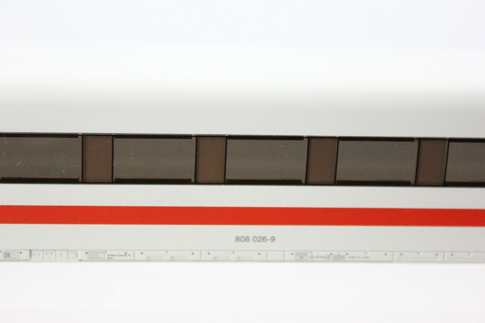 Märklin 36712 Aufbau Gehäuse für ICE Steuerwagen BR 808 026-9 NEUWERTIG ...