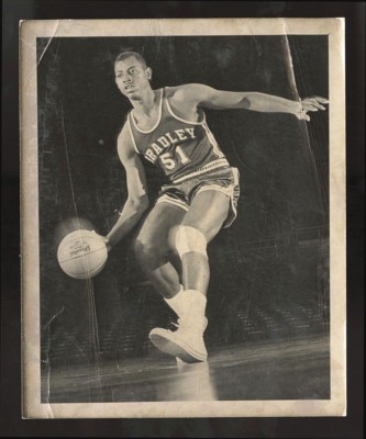 1963-64 JOE STRAWDER BRADLEY BRAVES NCAA BASKETBALL PUBLICITY PHOTO ...
