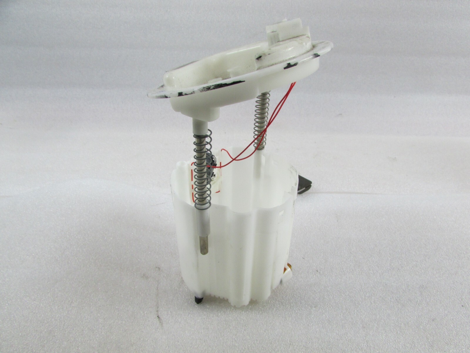 2014 Maserati Quattropo, RH, Right Fuel Pump Assembly, Used, P/N ...