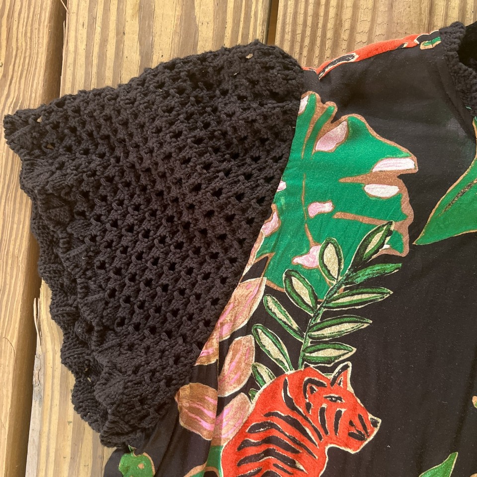 DR2 Tropical Crochet Sleeve Flowy Blouse Top - Jungle Floral - Resort ...
