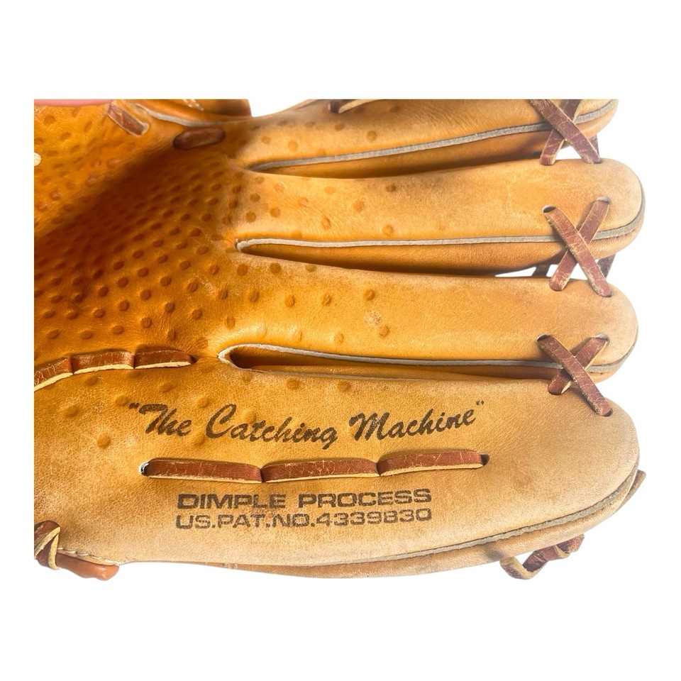 U&S USG-50 Catching Machine SSK Sasaki Dimpled RHT Leather Baseball ...