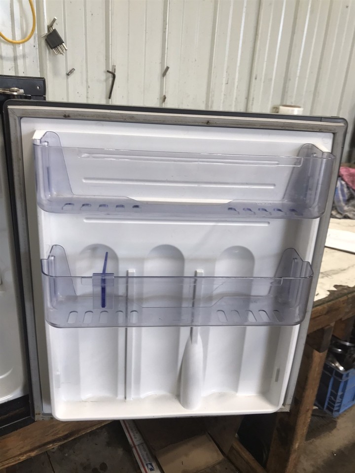 Fridge refrigerator Norcold 12V 12 VDC & 120 V Volt AC boat marine RV ...