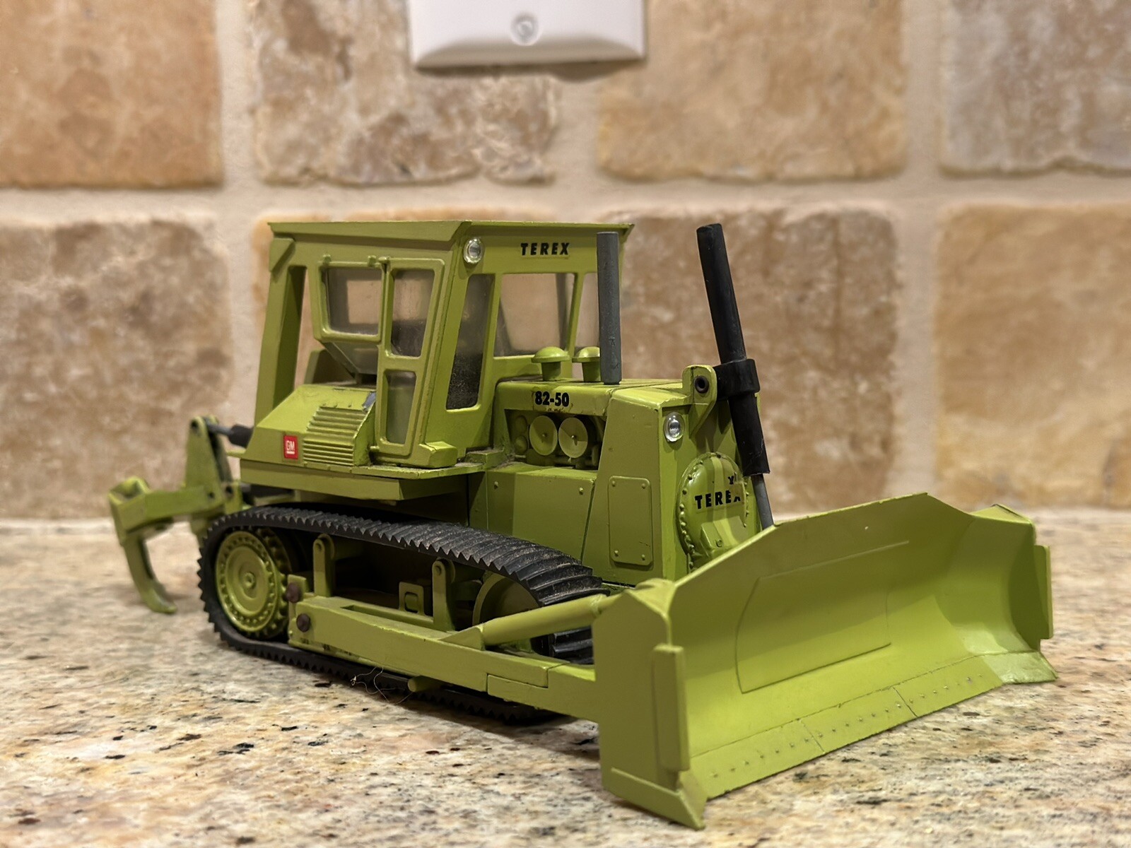 Terex 82-50 Crawler 1:40 Scale Die-Cast Dozer NZG | eBay