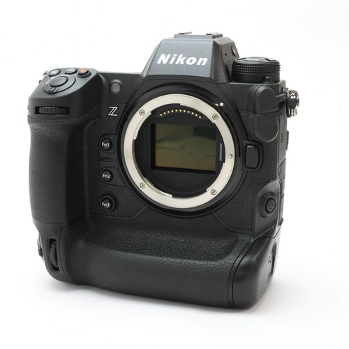 Nikon Z9 45.7MP Mirrorless Digital Camera Body shutter count 26778 ...