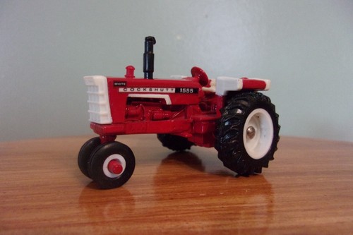 ERTL 1/64 COCKSHUTT 1555 Diesel Narrow Front diecast tractor NEW Cond ...