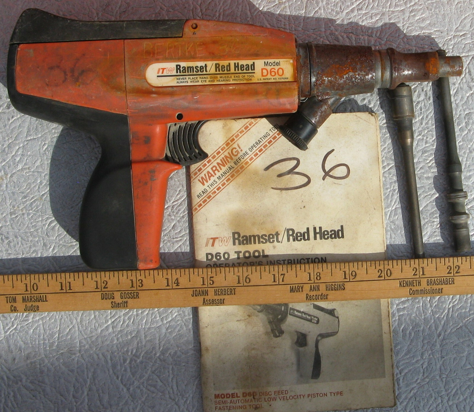 Ramset Red Head Nail Gun D60 w/ Metal Case ITW Industrial Powder ...