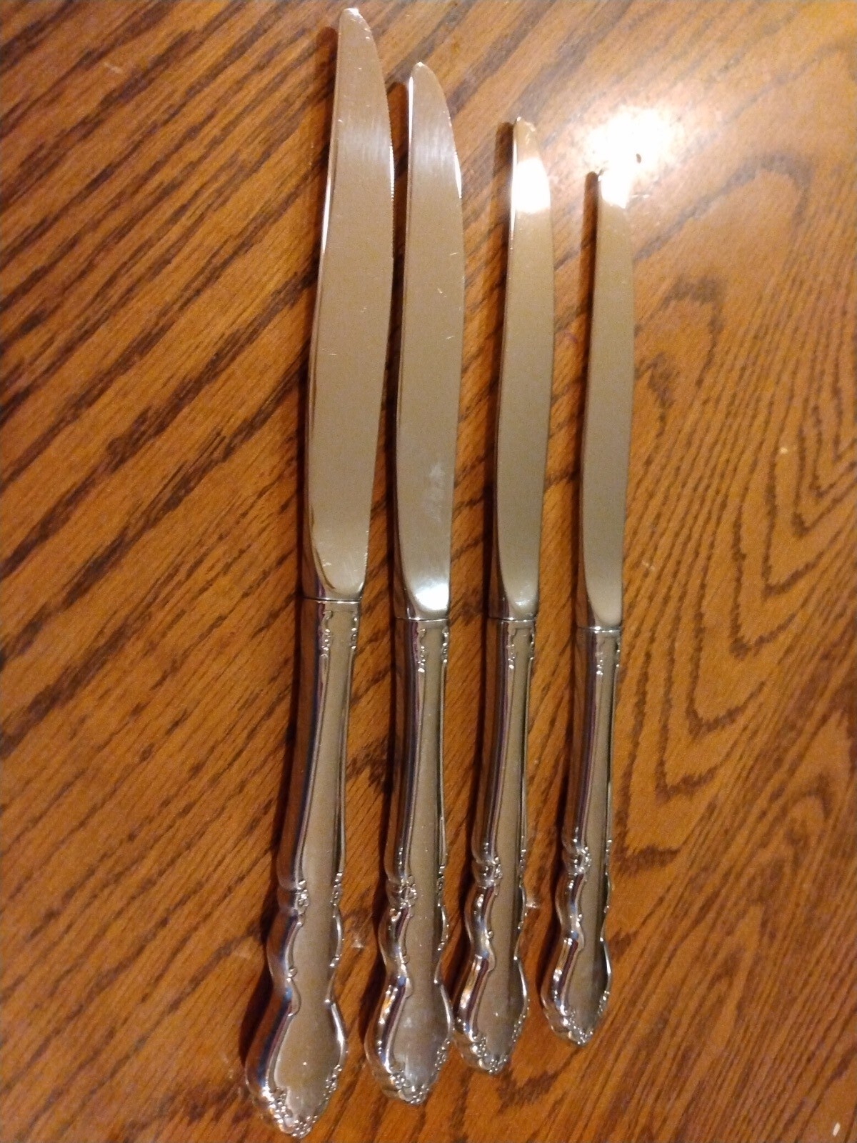 4 Oneida DOVER Stainless Glossy Heirloom Stainless Dinner Knives Flatware cube | eBay