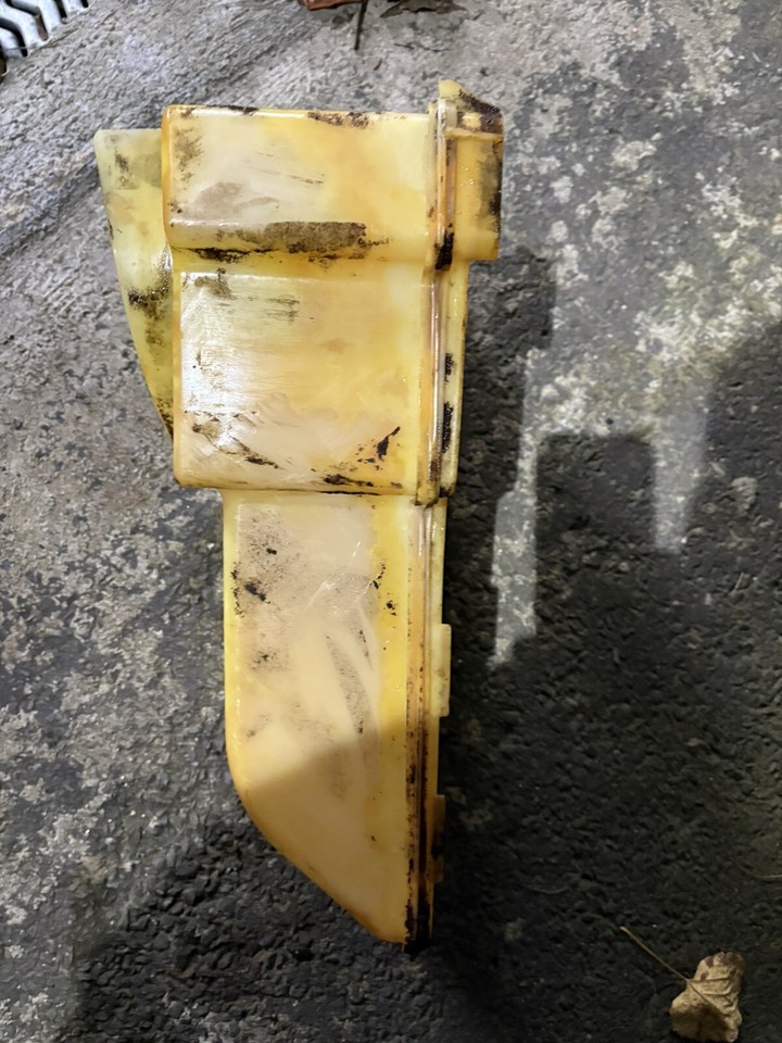 OEM Fuel Gas Tank John Deere GY21102 GY21876 L100 L110 L120 L130 L105 ...