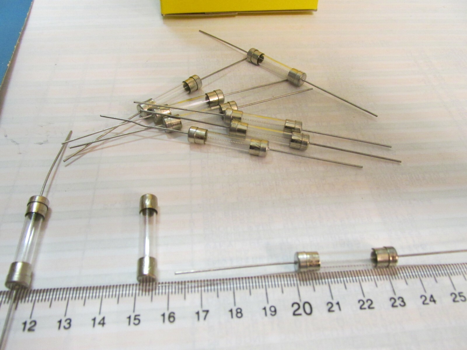 6 AMP AGC FUSE GLASS FAST BLOW 1 1/4" X 1/4" or 30 X 6mm Quantity of 5 ...