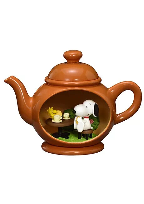 Miniatures Peanuts Snoopy Antique Diorama Collection Terrarium Teapot ...