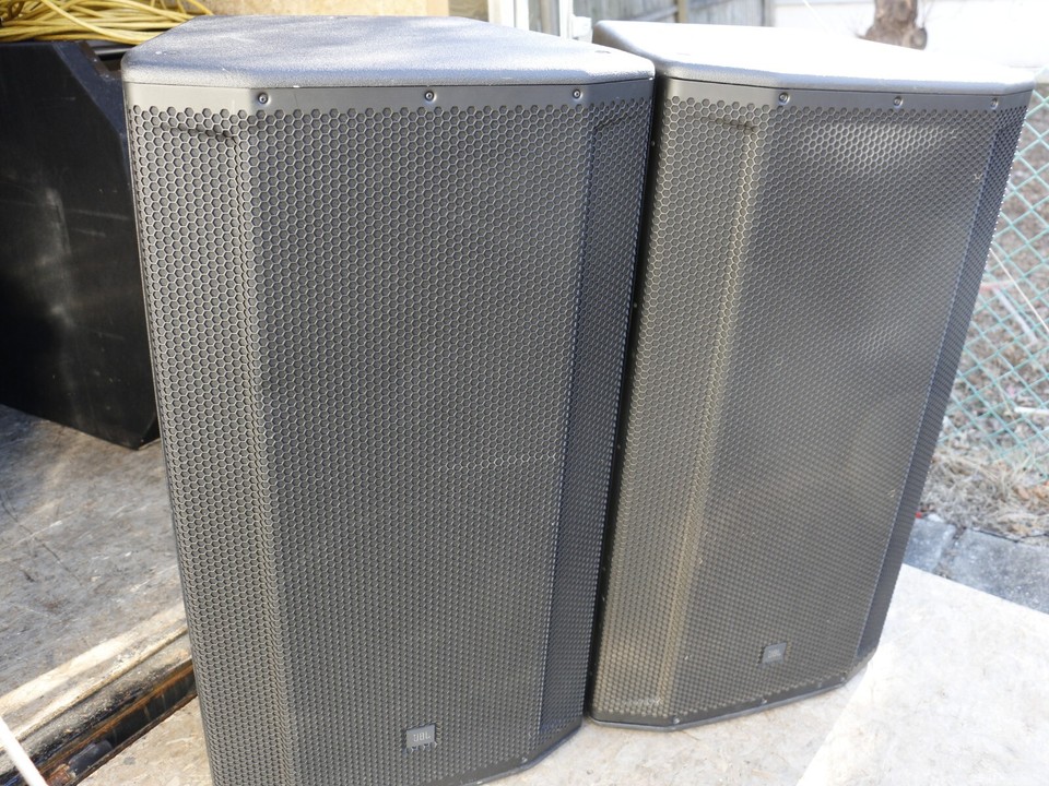 JBL SRX835P 15" Three-Way Bass Reflex Self-Powered System - Black (PAIR ...