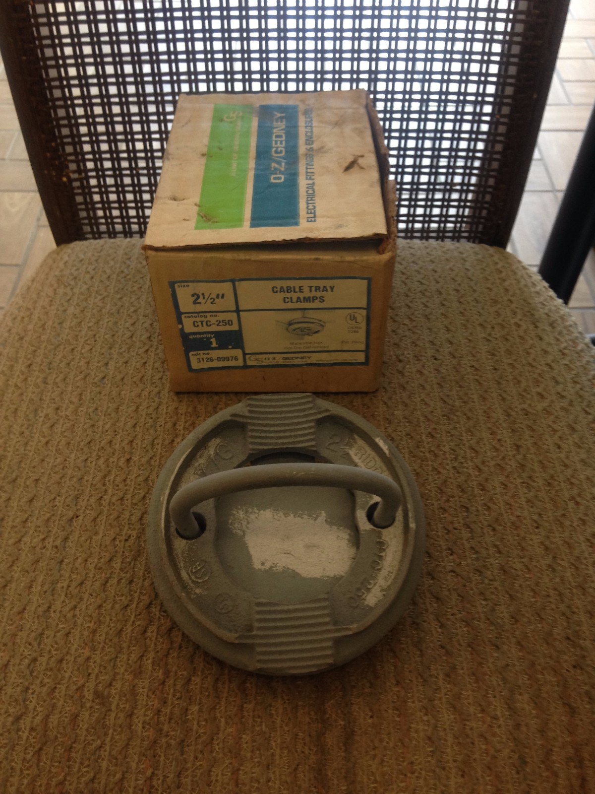 NEW OZ-GEDNEY CTC-250 2-1/2" CONDUIT TO CABLE TRAY CLAMP | eBay