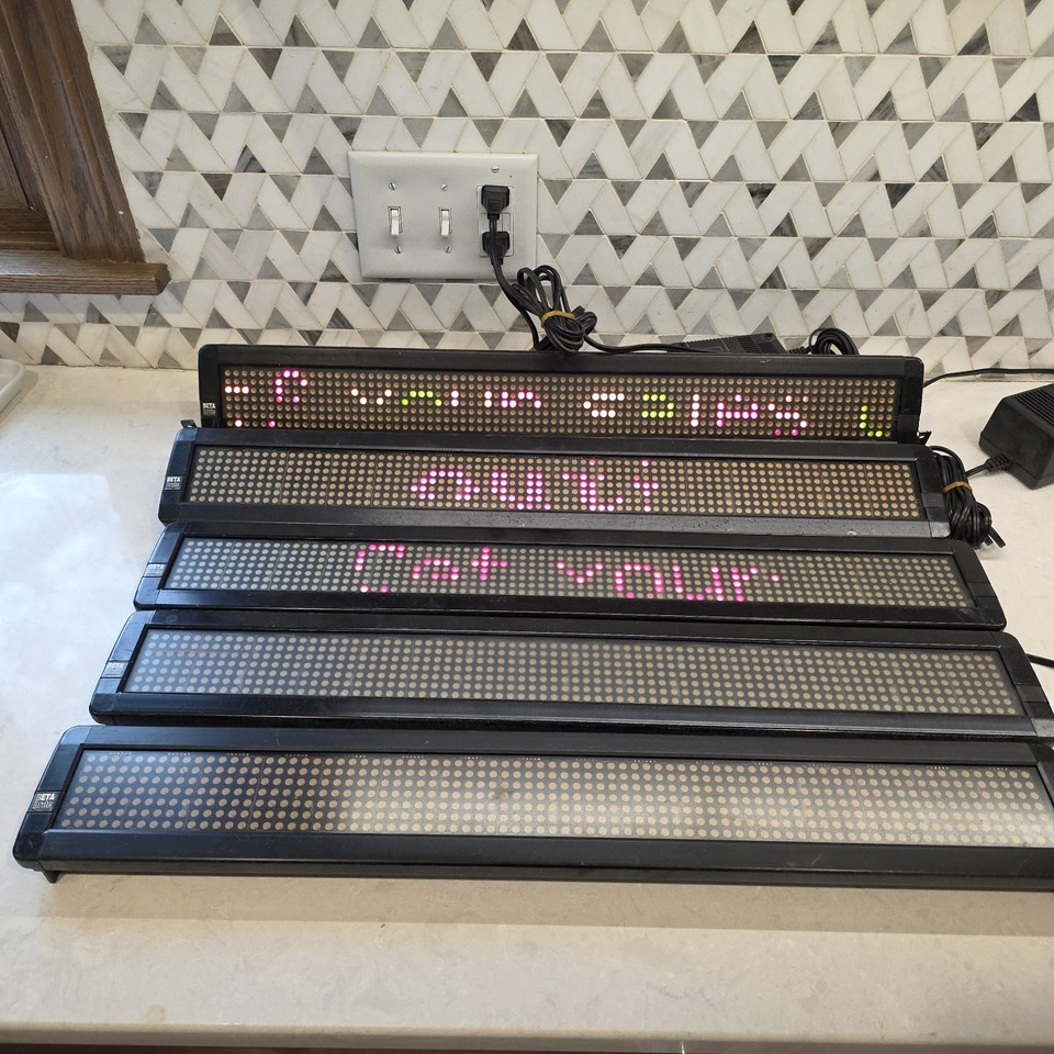 Lot Of 5 Adaptive Micro Systems 213C-1 Scrolling LED Signs 3 Power ...